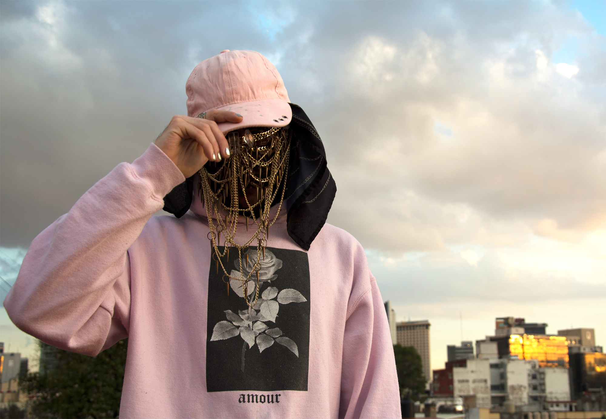 PREMIÈRE: Glitched Out Riots, Dembow and Footwork in New Video from ...