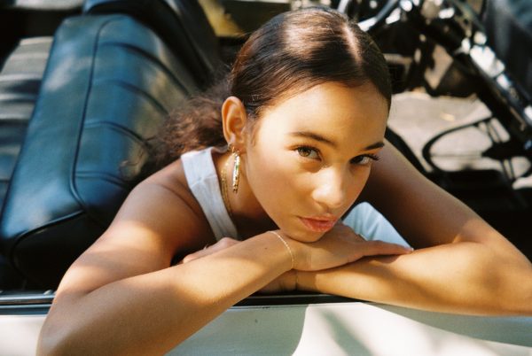 Long-distance loving in María Isabel’s debut track ‘The 1’