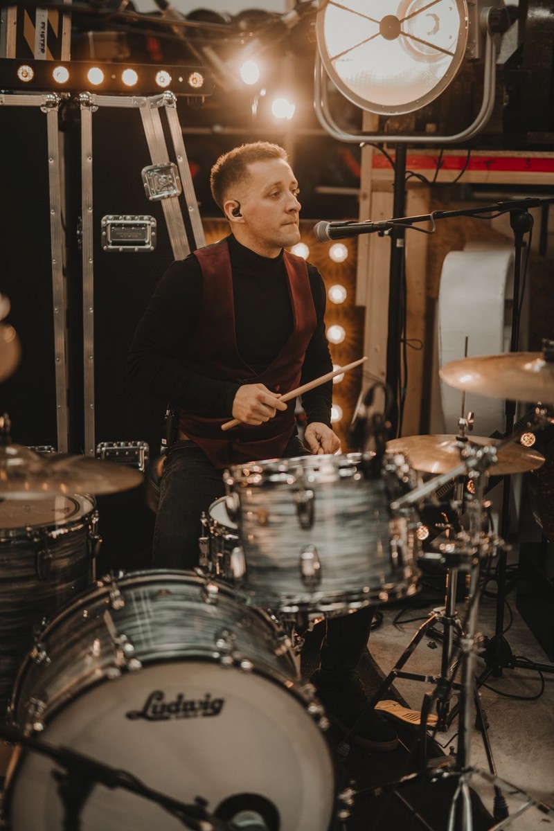How To Start Making Music Professionally Sounds And Colours