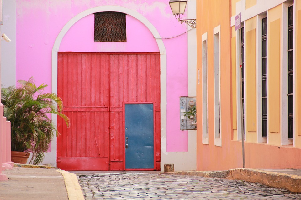 Simple Home Decorating Ideas, Inspired By Latin America | Sounds and ...